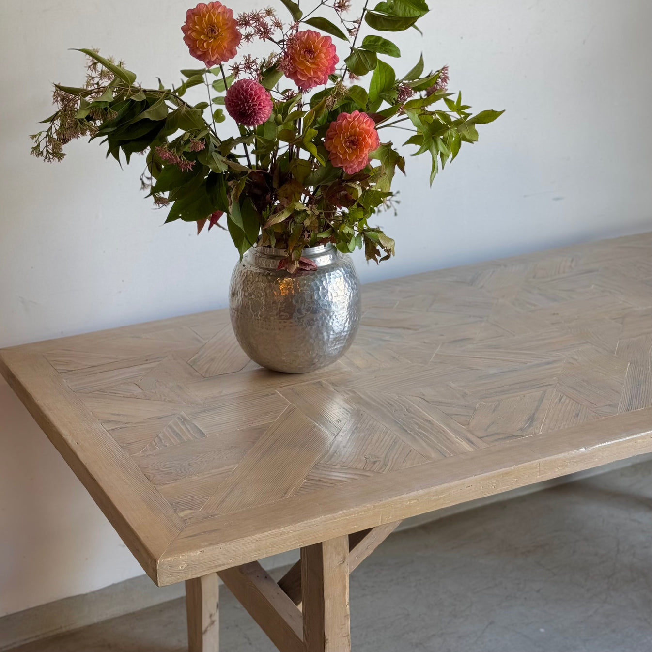 The Remy Rustic Dining Table – Tumbleweed & Dandelion LLC